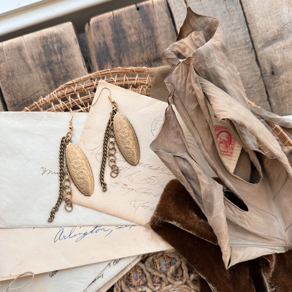 Finnigan – Guilded Grey