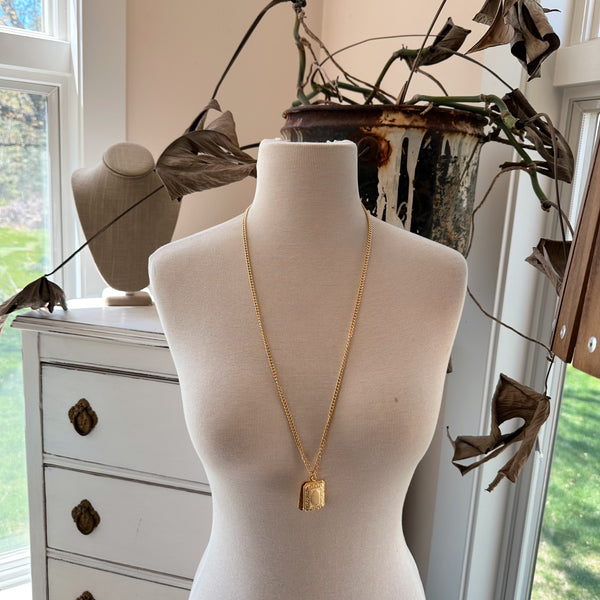 Delound – Guilded Grey