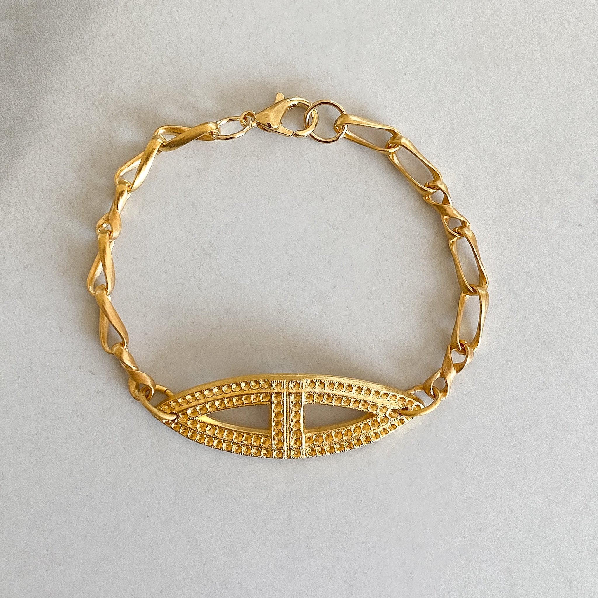 Collins – Guilded Grey